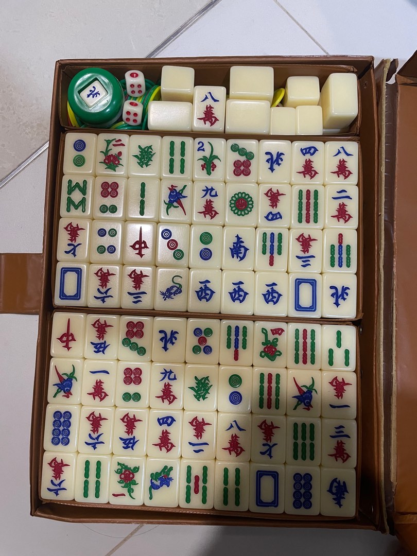 Mahjong Set, Hobbies & Toys, Toys & Games on Carousell