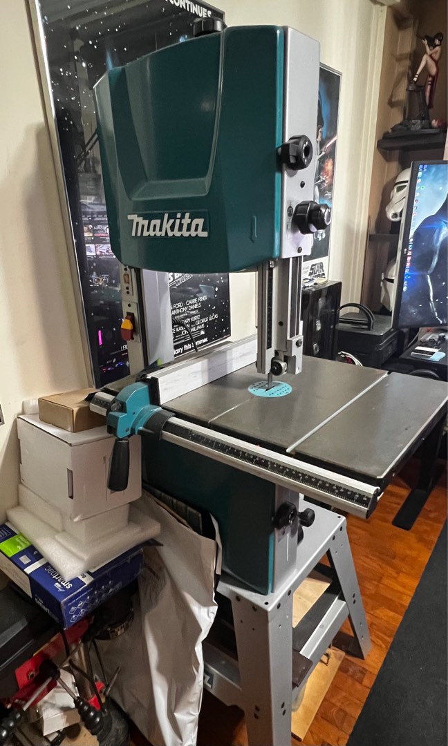 Makita bandsaw (LB1200F), Hobbies & Toys, Stationery & Craft, Craft ...
