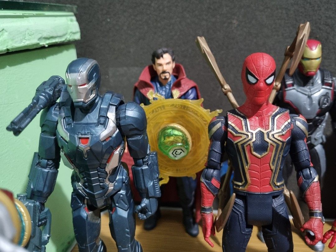 Hasbro Marvel Action Figures Infinity War, Black Panther and Takara ...