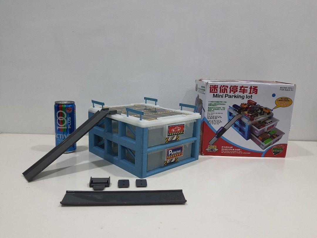 Mini Parking Lot, Hobbies & Toys, Toys & Games on Carousell