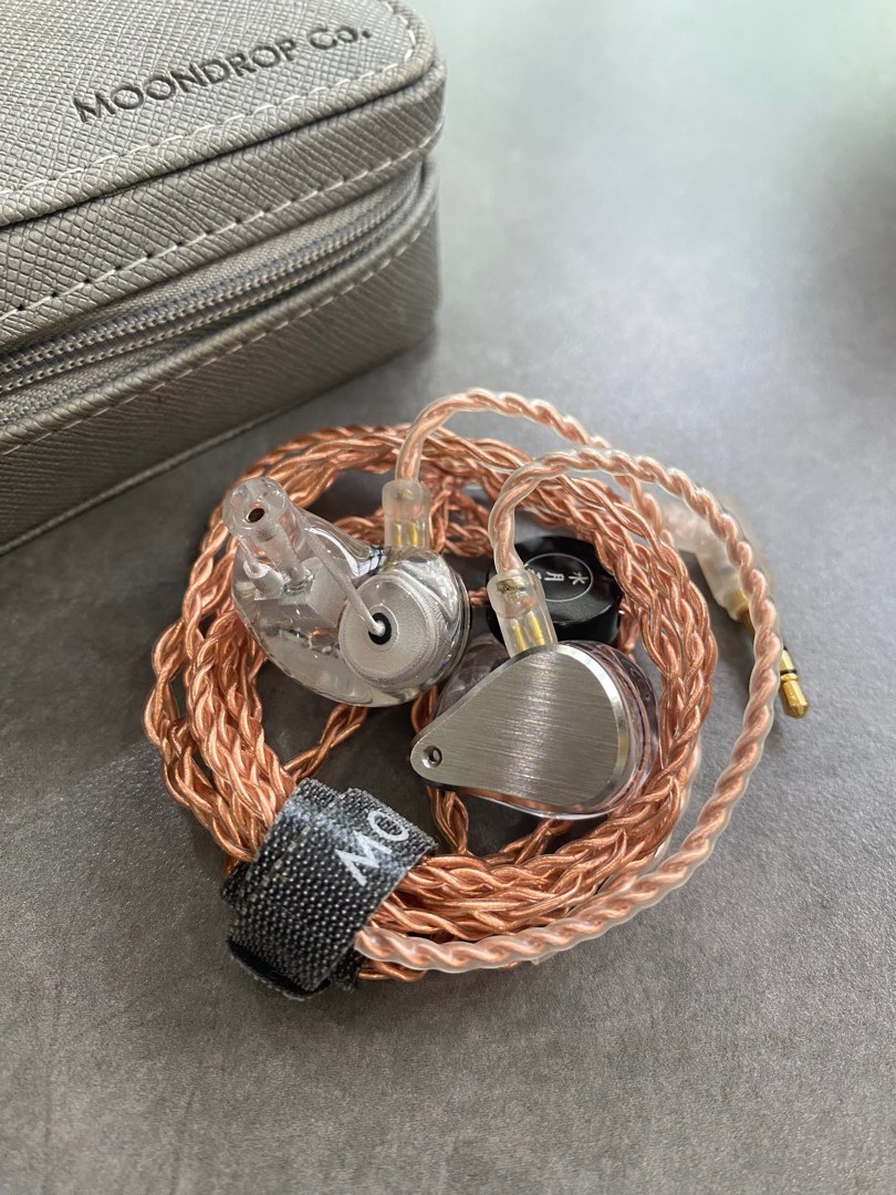 Moondrop Blessing2 - Default Design, Audio, Earphones on Carousell