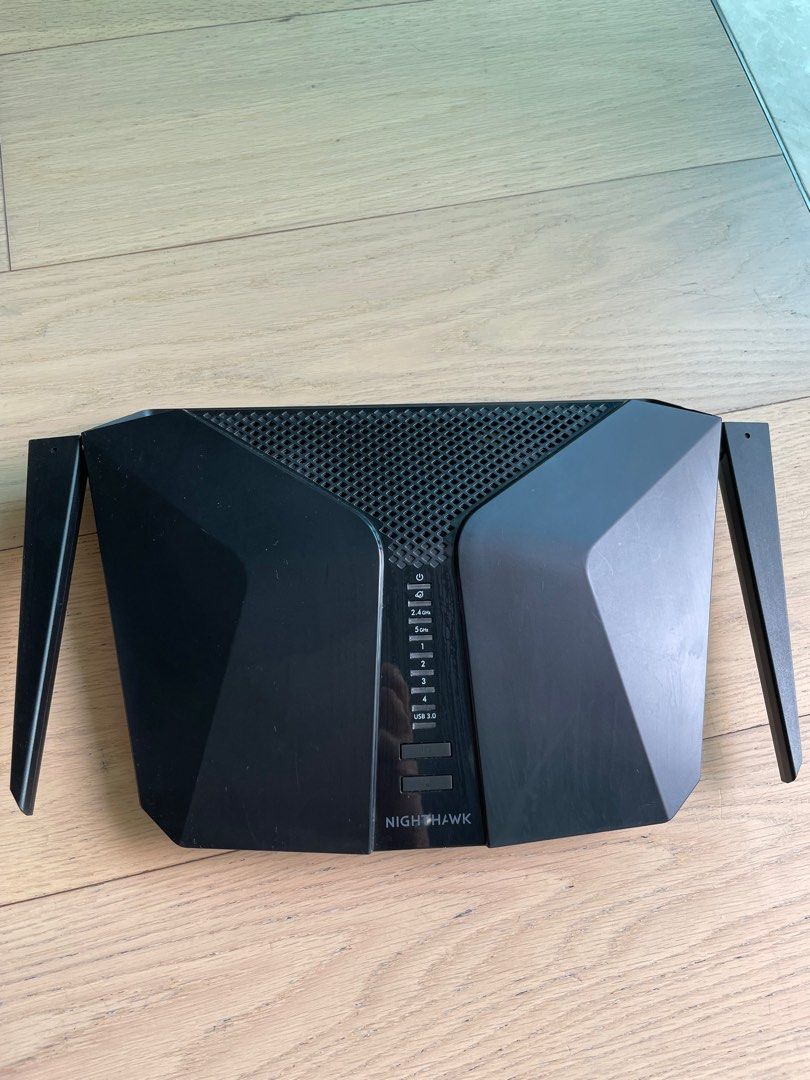 Netgear Nighthawk AX4, 電腦＆科技, 電腦周邊及配件, Wifi及上網相關產品 - Carousell