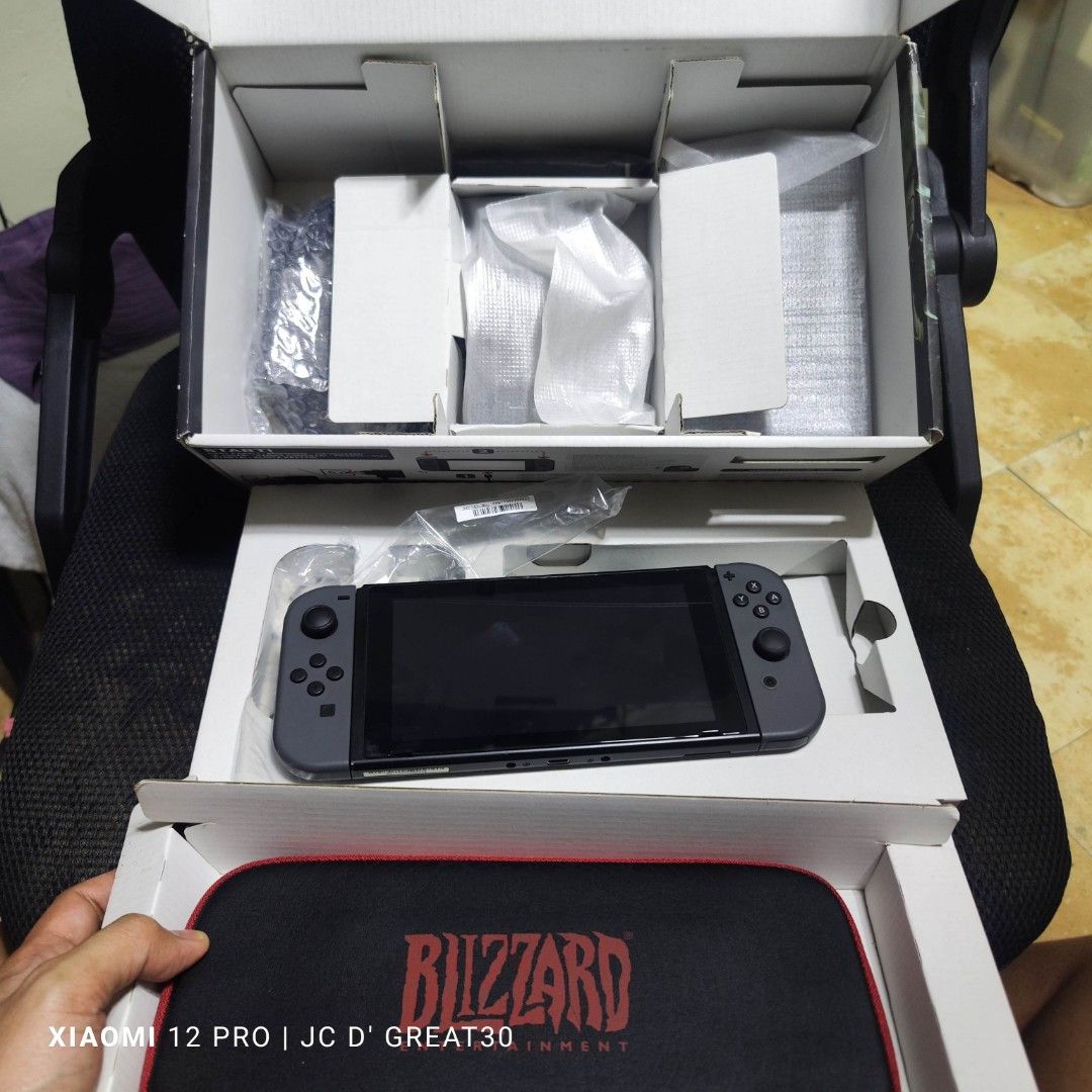 Nintendo Switch Diablo Edition Complete with Diablo game and 128gb sd ...