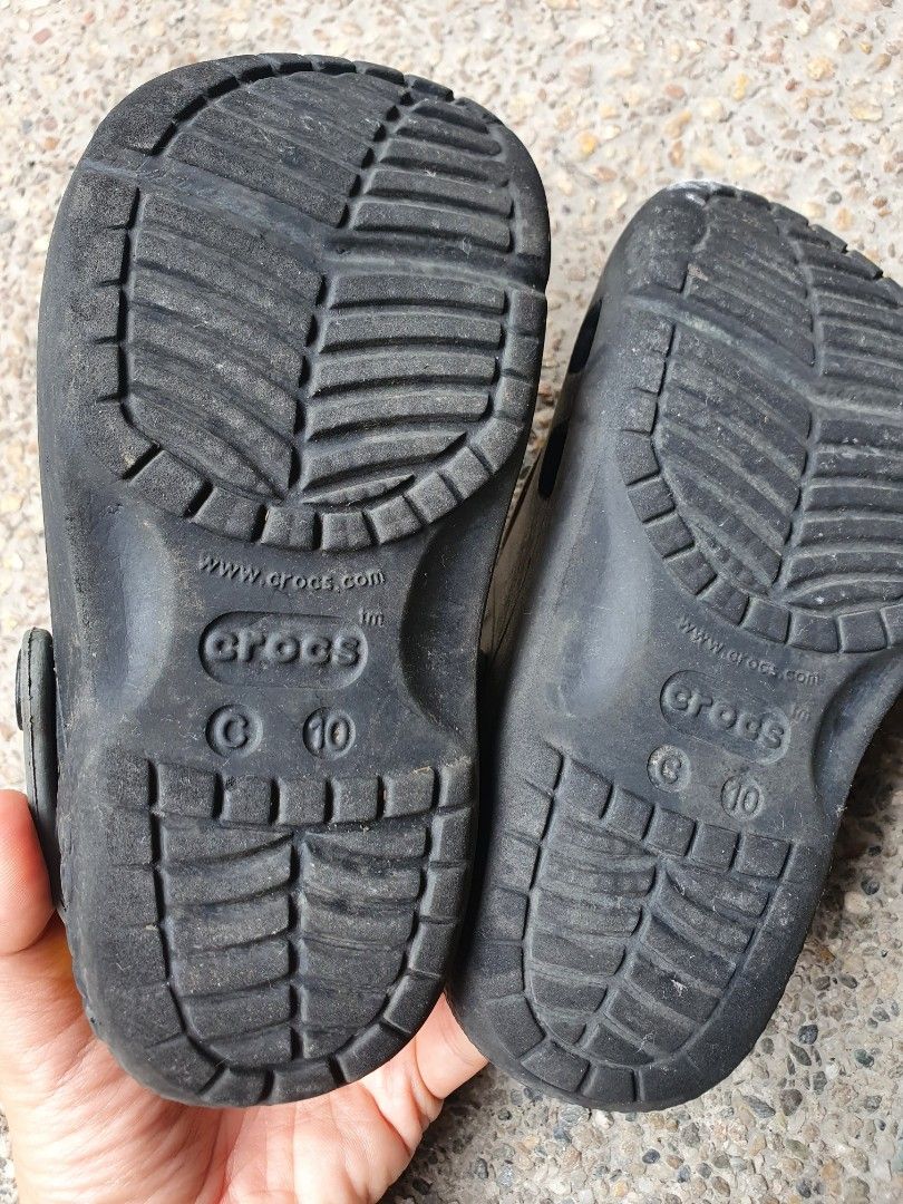Original Crocs Size C10, Babies & Kids, Babies & Kids Fashion on Carousell