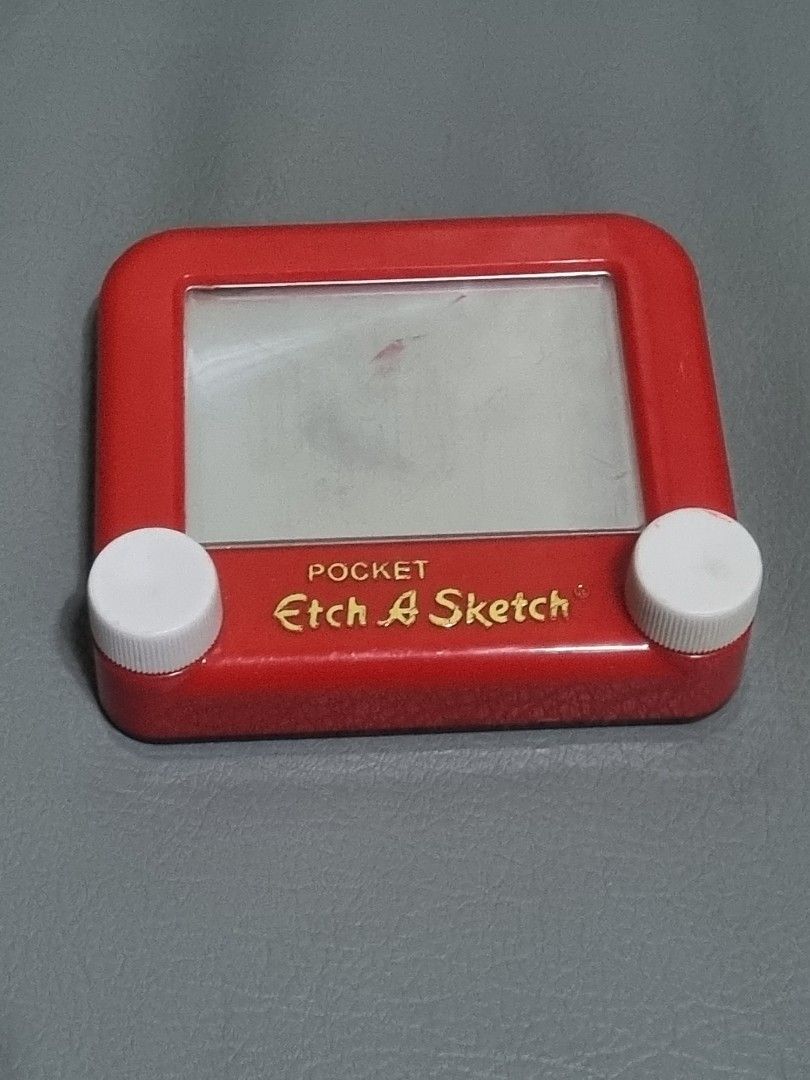Pocket etch a sketch, Hobbies & Toys, Toys & Games on Carousell