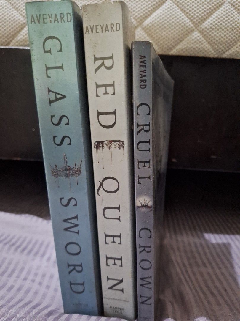 [signed copies] Red Queen, Glass Sword and Cruel Crown, Hobbies & Toys, Books & Magazines ...
