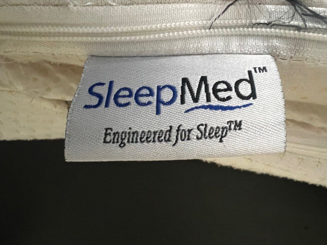 Sleepmed Memory foam topper Queen size, Furniture & Home Living ...