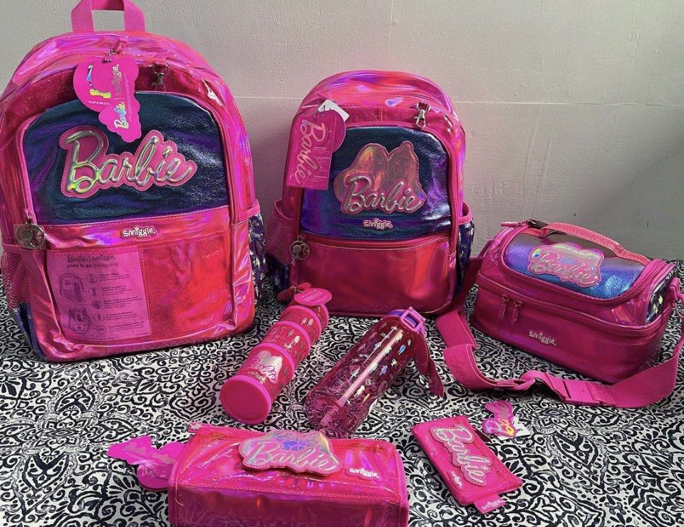 Smiggle Barbie Set, Babies & Kids, Babies & Kids Fashion on Carousell