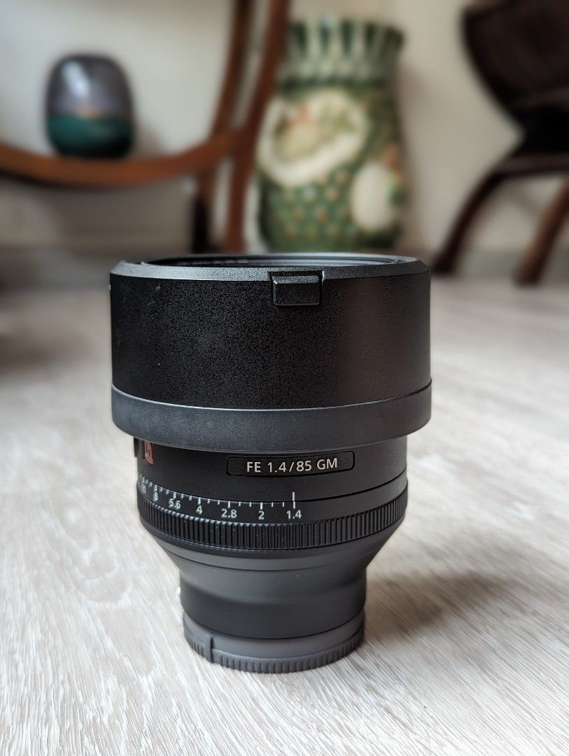 Sony G Master 85mm 1.4, Photography, Lens & Kits on Carousell