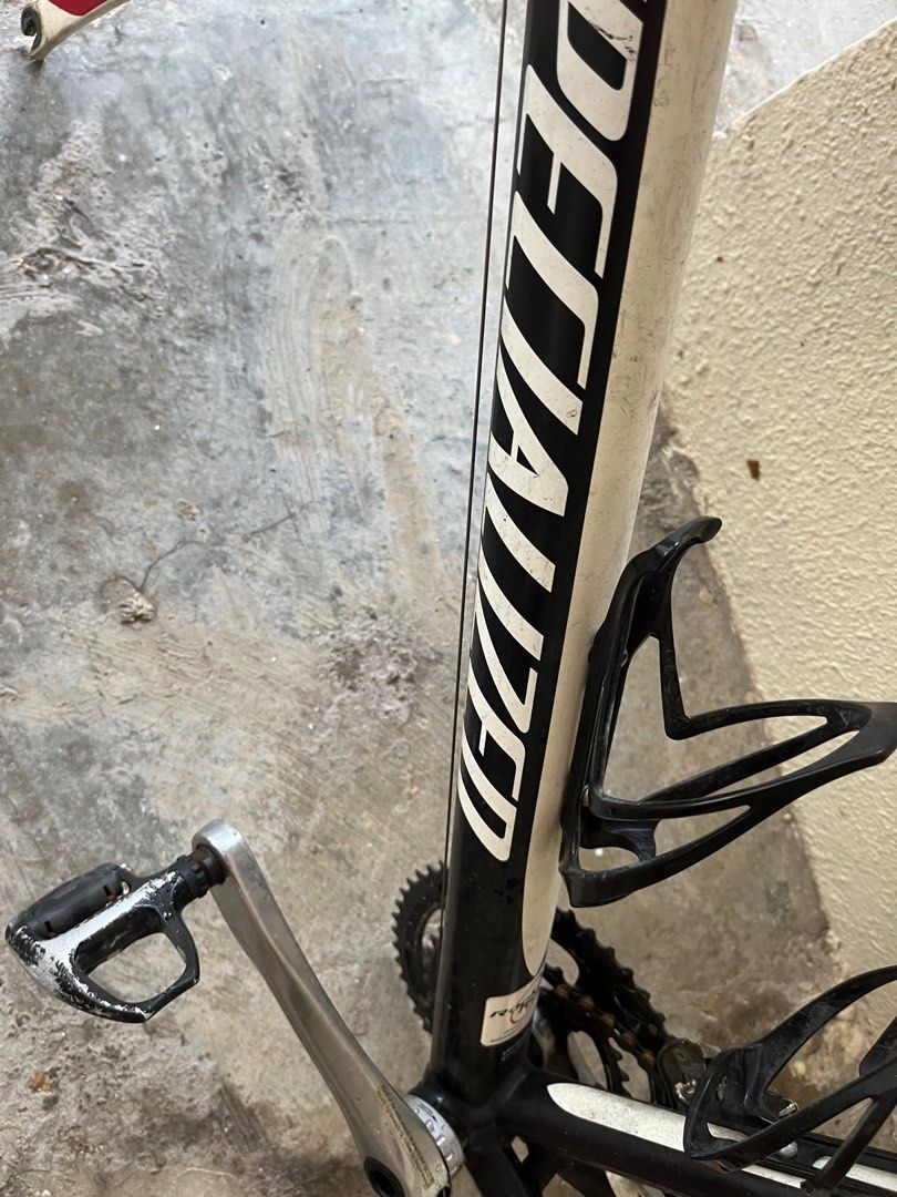 Specialized bike frame (no wheels), Sports Equipment, Bicycles & Parts ...