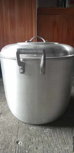 SUPER BIG KALDERO/BOILER, Furniture & Home Living, Kitchenware ...