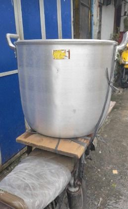 SUPER BIG KALDERO/BOILER, Furniture & Home Living, Kitchenware ...