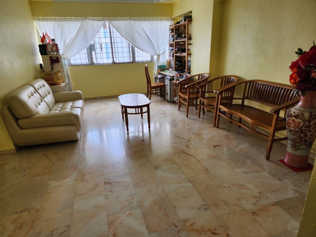 Super Large 5 Room Improved HDB Flat Corner Unit with 4 Bedrooms at ...