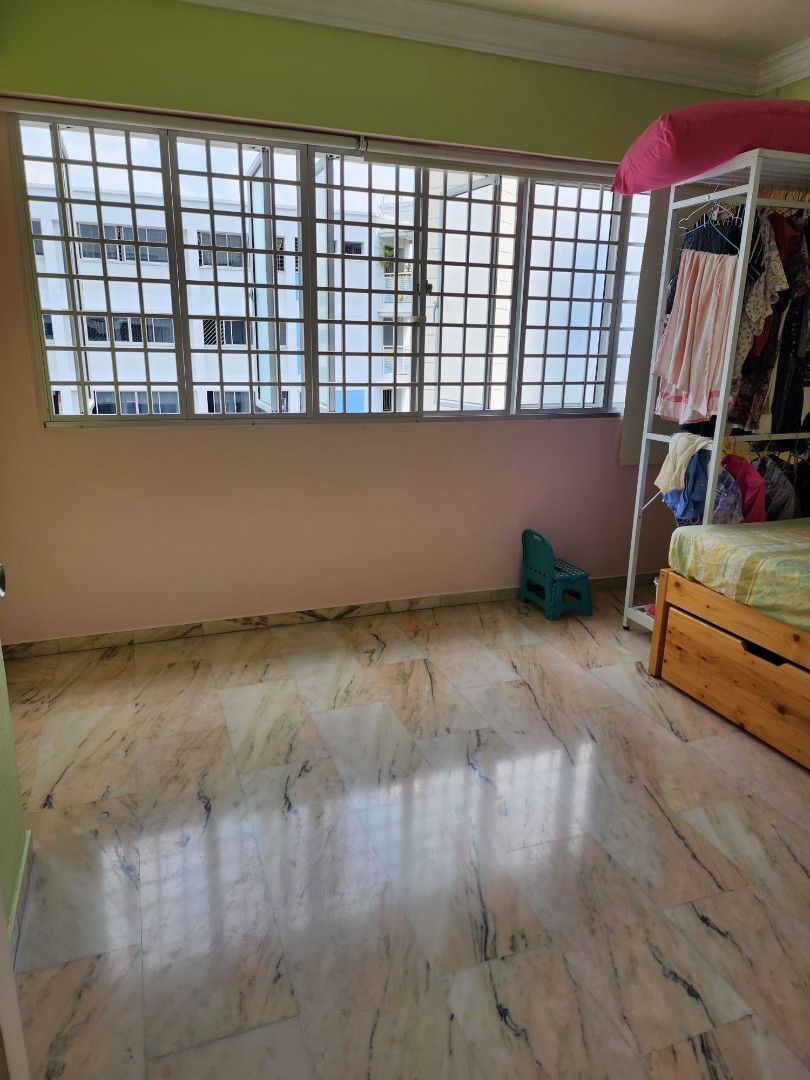 Super Large 5 Room Improved HDB Flat Corner Unit with 4 Bedrooms at ...