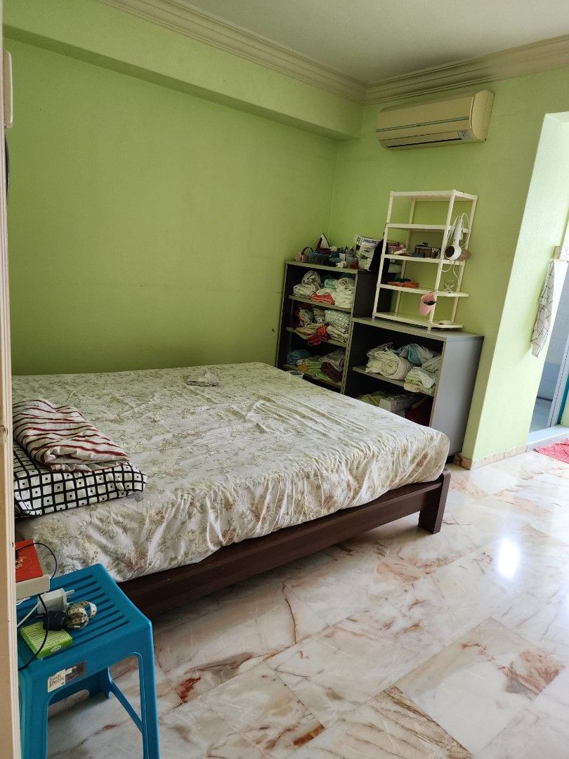 Super Large 5 Room Improved HDB Flat Corner Unit with 4 Bedrooms at ...