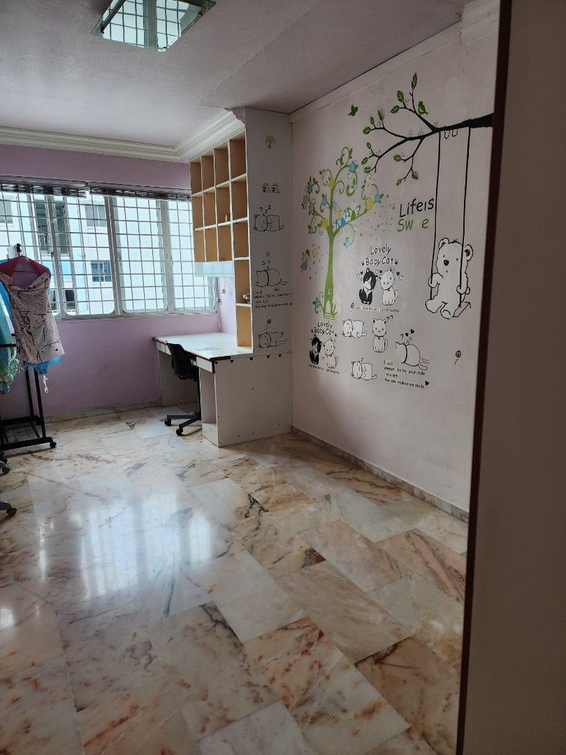 Super Large 5 Room Improved HDB Flat Corner Unit with 4 Bedrooms at ...