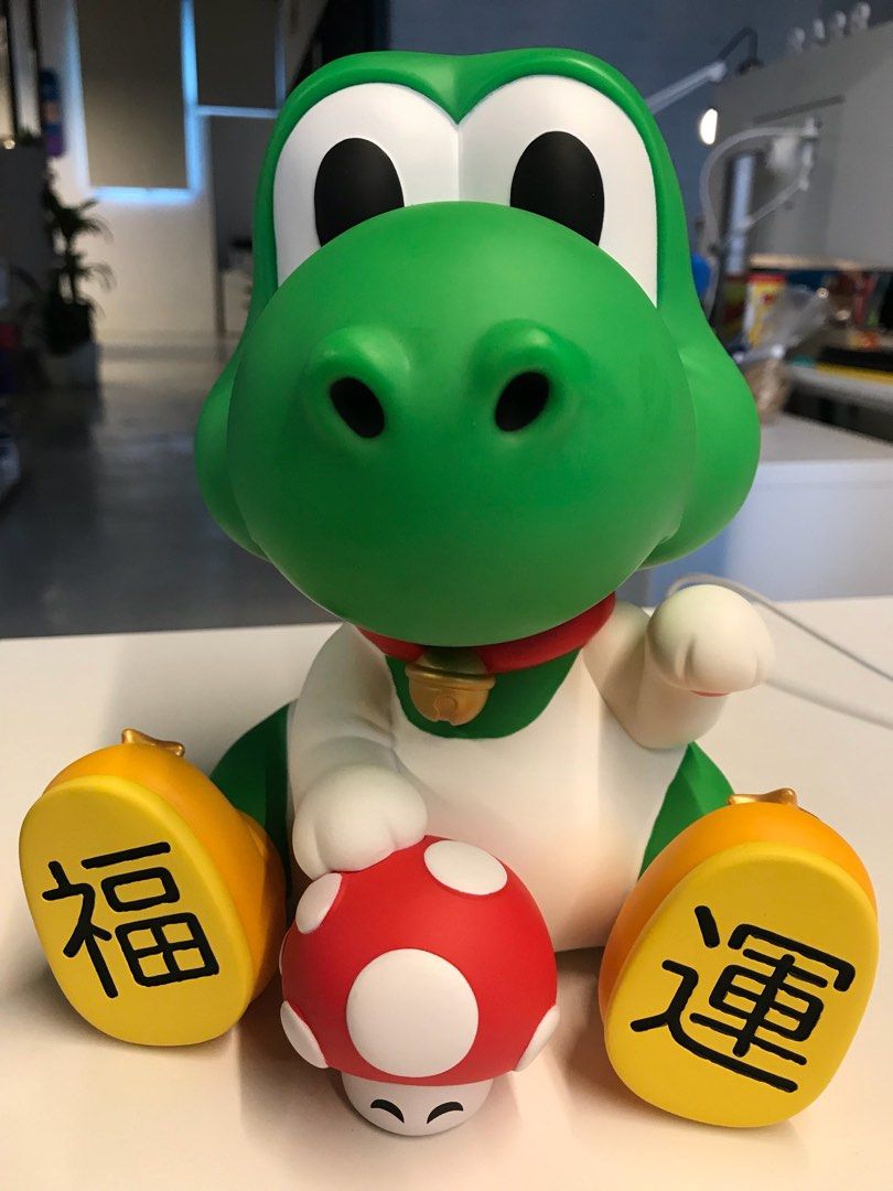 Super Mario Yoshi Maneki Dino Art Toy Darumario by Mighty Jaxx Sideshow Statue Bearbrick Medicom ...