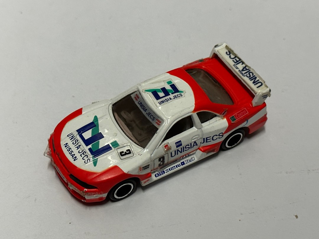 Takara Tomy Tomica No 40 Nissan Skyline GTR R33, 興趣及遊戲, 玩具 & 遊戲類 - Carousell