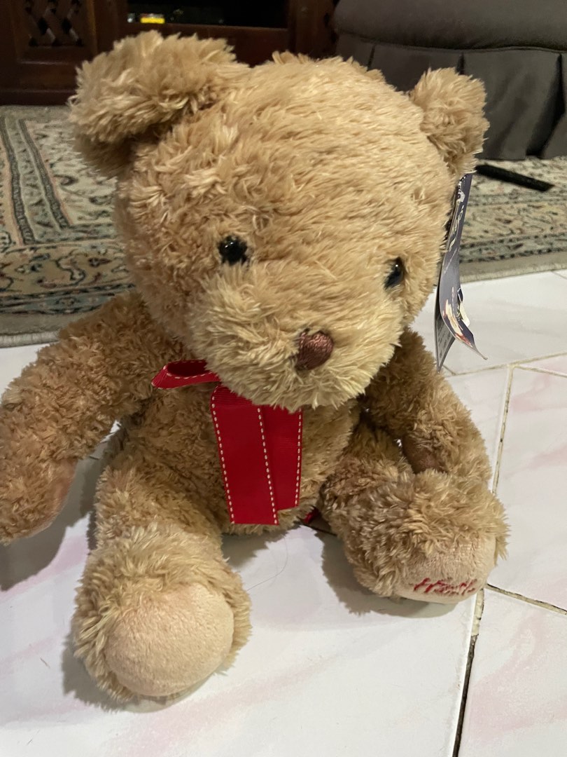 Teddy bears from hamleys, Hobbies & Toys, Toys & Games on Carousell