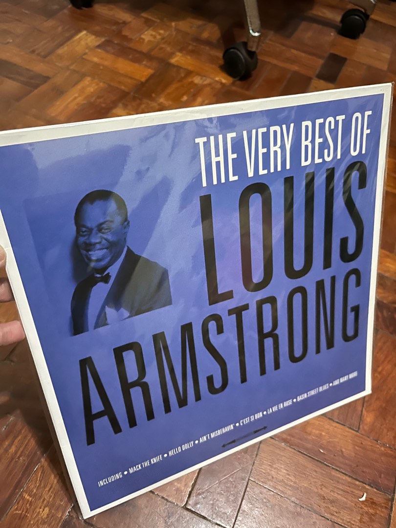 THE VERY BEST OF LOUIS ARMSTRONG VINYL, Hobbies & Toys, Music & Media ...