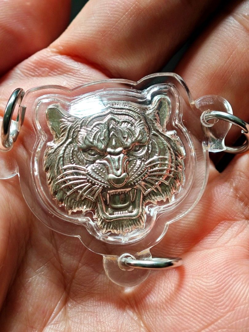Tiger Head Roon Seur Non Kin Ajarn Tom Wat Ta Sabaeng Silver material ...