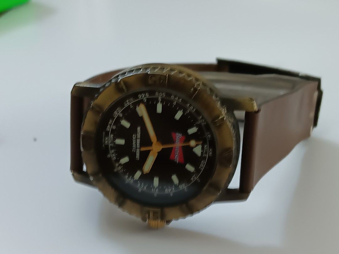 Vintage Budweiser gent watch, Men's Fashion, Watches & Accessories ...