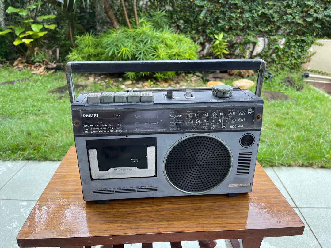 Vintage radio - Philips, Hobbies & Toys, Collectibles & Memorabilia ...