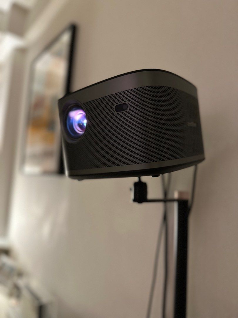 Xgimi Horizon FHD projector, TV & Home Appliances, TV & Entertainment ...