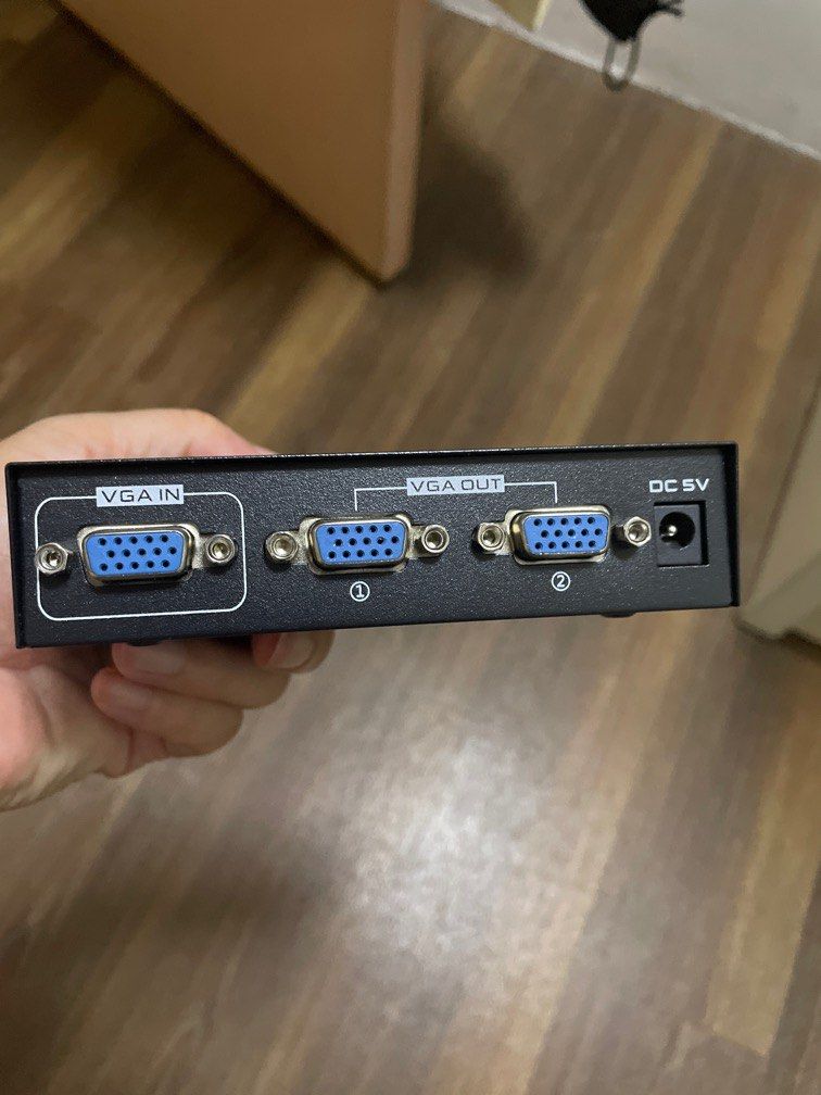 2 Port VGA Splitter, Computers & Tech, Parts & Accessories, Cables ...