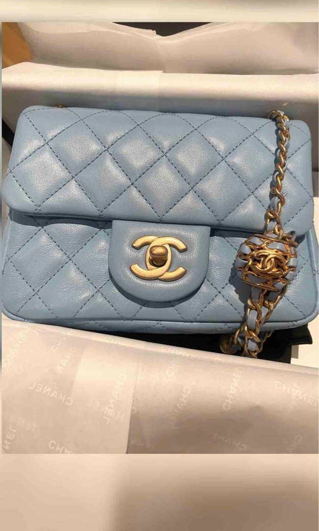清屋價 金球Chanel CF mini square gold ball 方胖子, 名牌, 手袋及銀包 - Carousell