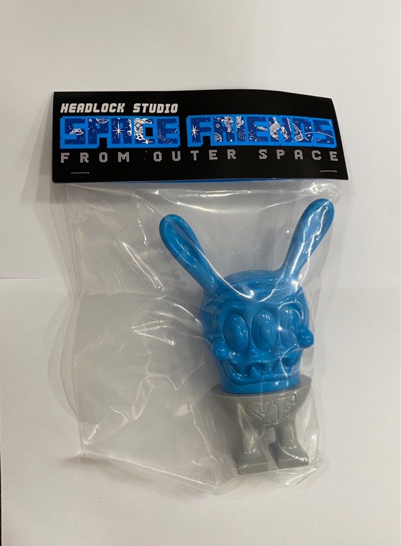 全新 headlock space friends headlockstudio headlock studio Bunny Head Blue, 興趣及遊戲, 玩具 & 遊戲類 ...