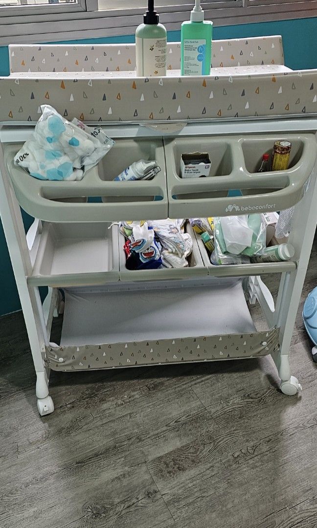 Bebeconfort Dolphy Baby Bath & Changing Unit - Baby Cot Companion ...