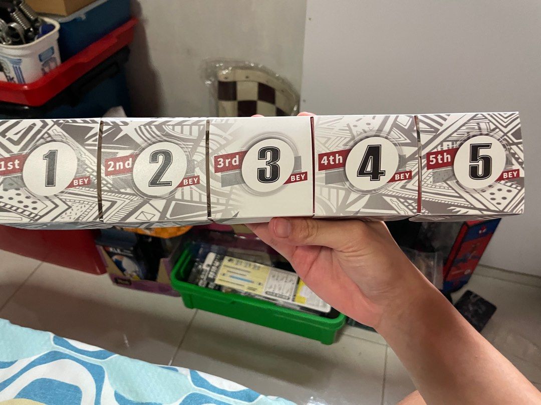 Beyblade Burst Rare Takra tomy 5G battle box, Hobbies & Toys, Toys ...