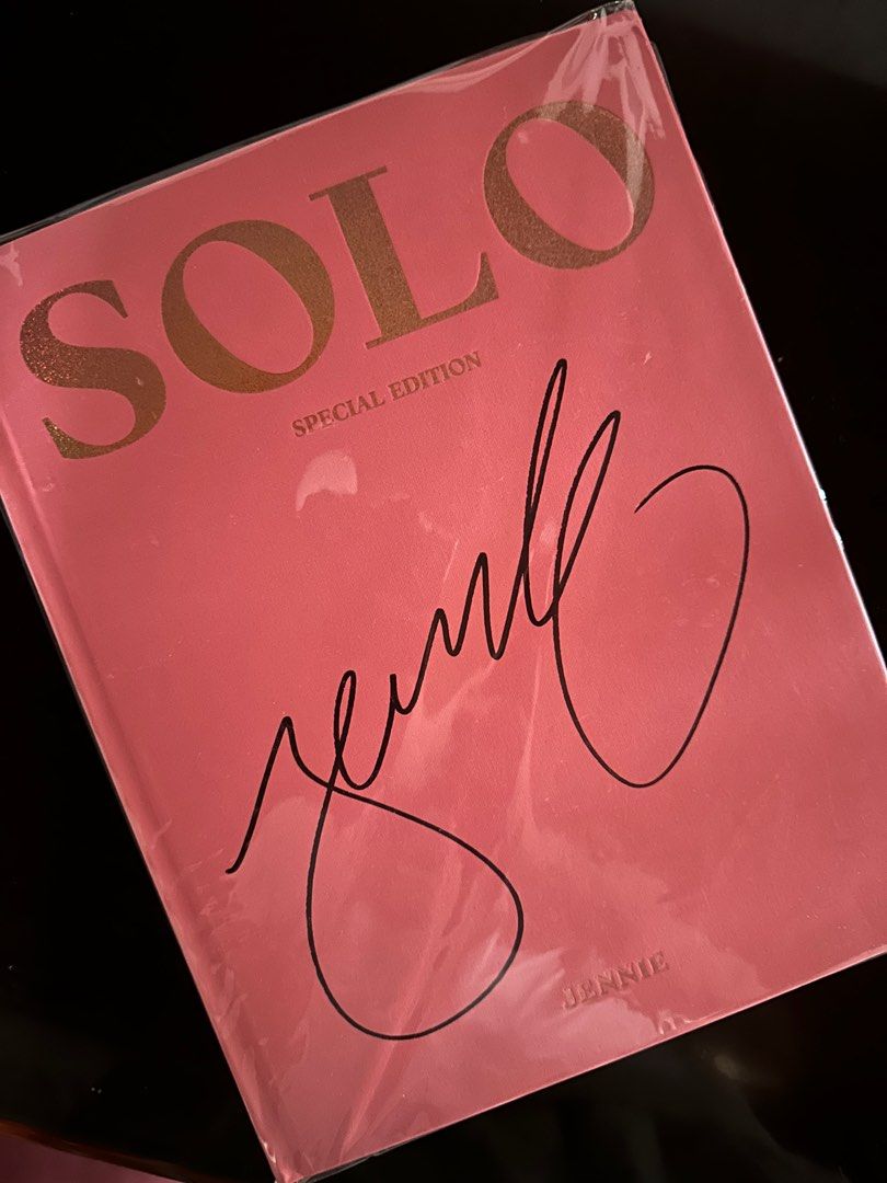 Blackpink Jennie Signed Album, Hobbies & Toys, Memorabilia ...