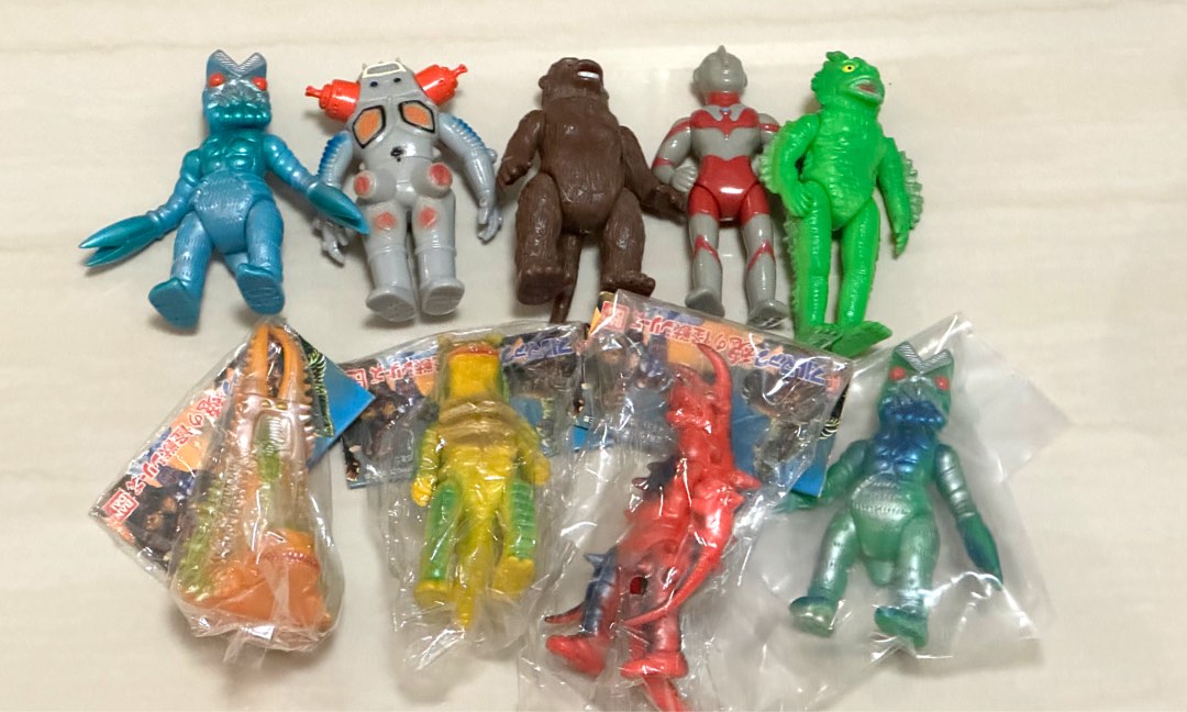 Bullmark x Bandai Assorted Ultraman Kaiju & Seijin Sofubi, Hobbies ...
