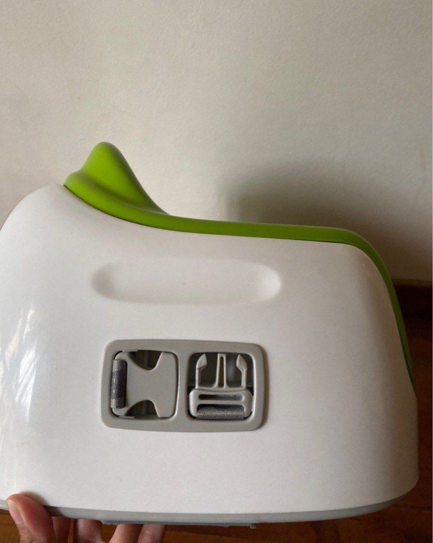 Bumbo green, Babies & Kids, Baby Nursery & Kids Furniture, Kids' Tables ...