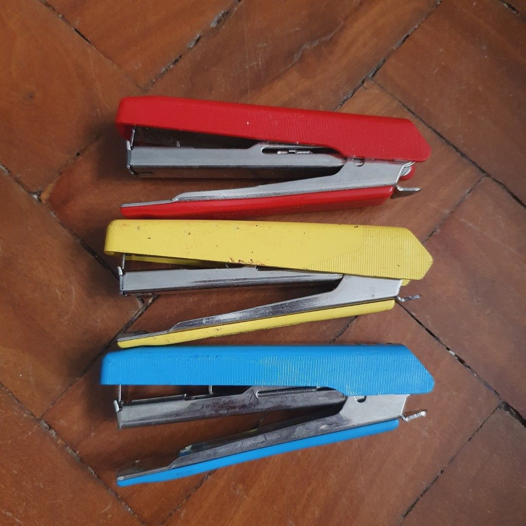 Bundle Kokuyo Stapler Size 10, Hobbies & Toys, Stationary & Craft ...