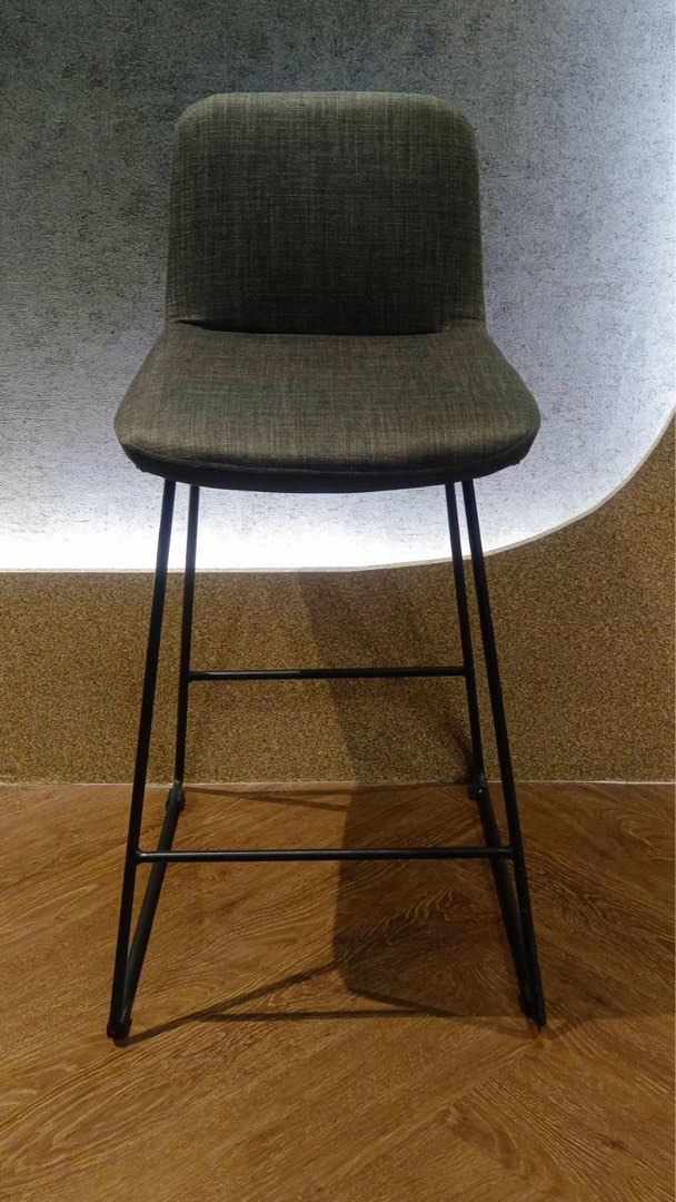 Chais for sale, Furniture & Home Living, Furniture, Chairs on Carousell