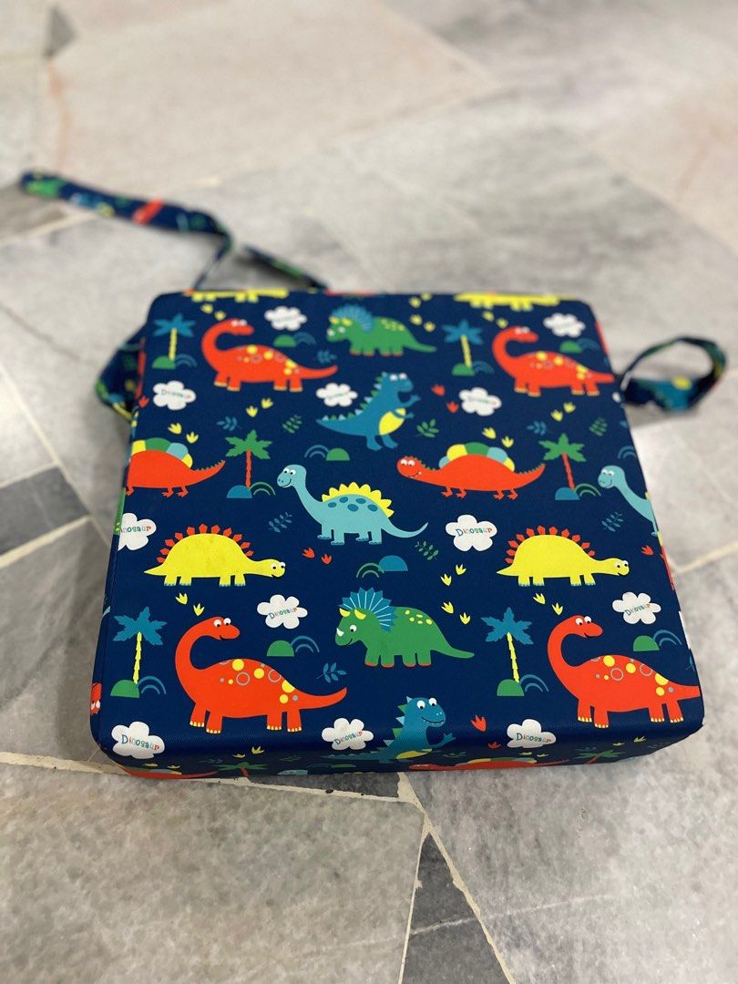 Cheekaboo toddler booster seat, Babies & Kids, Baby Nursery & Kids ...