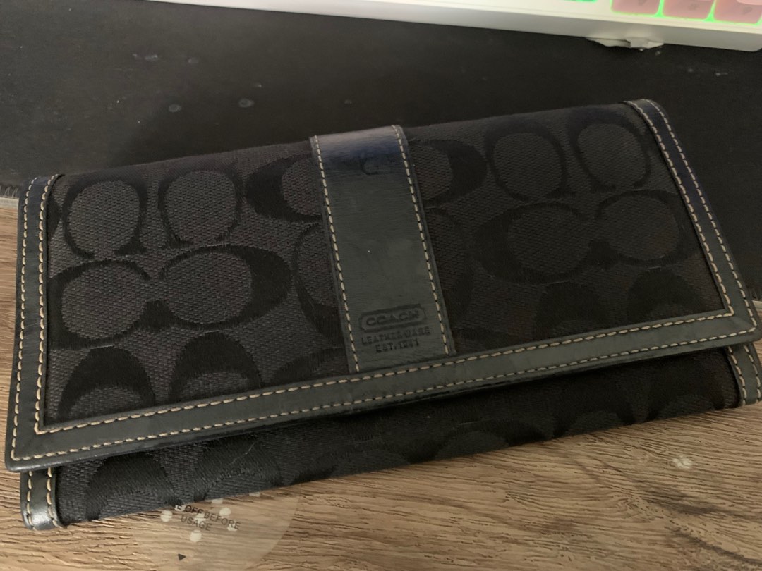 Coach Vintage Wallet, Women's Fashion, Bags & Wallets, Wallets & Card ...