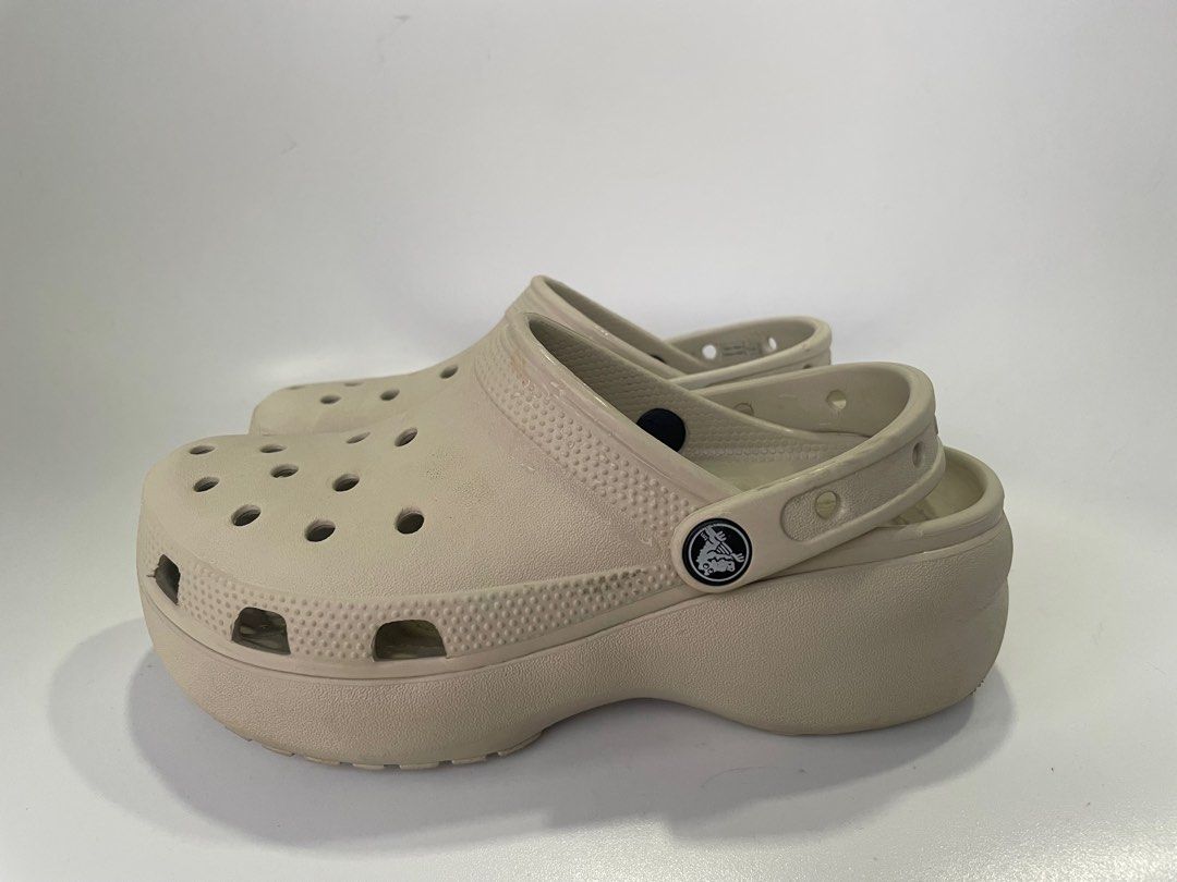 Crocs Platform Clogs, Women's Fashion, Footwear, Sandals on Carousell