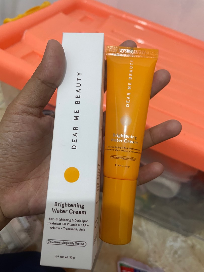 Dear me beauty mousturizer baru, Kesehatan & Kecantikan, Kulit, Sabun ... Dear me beauty mousturizer baru, Kesehatan & Kecantikan, Kulit, Sabun ...