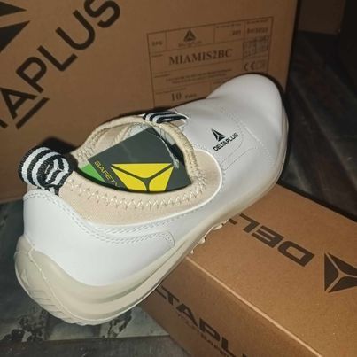 DELTAPLUS WHITE SAFETY SHOES MIAMI S2, Commercial & Industrial ...