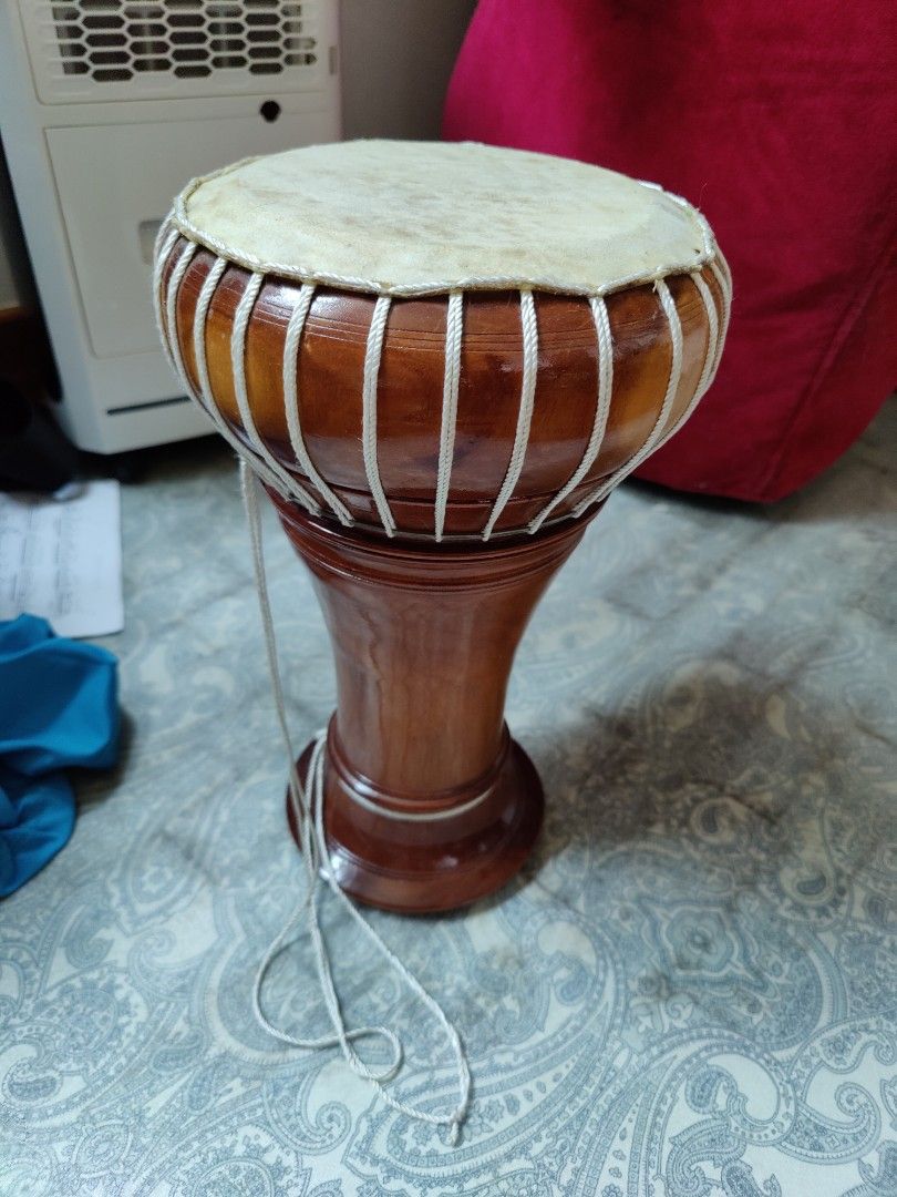 Doumbek Middle Eastern goblet drum, Hobbies & Toys, Music & Media ...