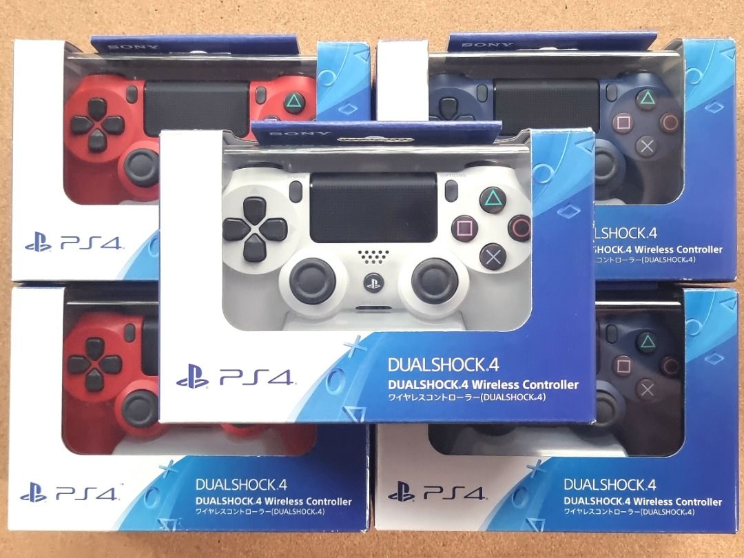 DualShock 4 w/ box Original, Video Gaming, Video Game Consoles, PlayStation on Carousell