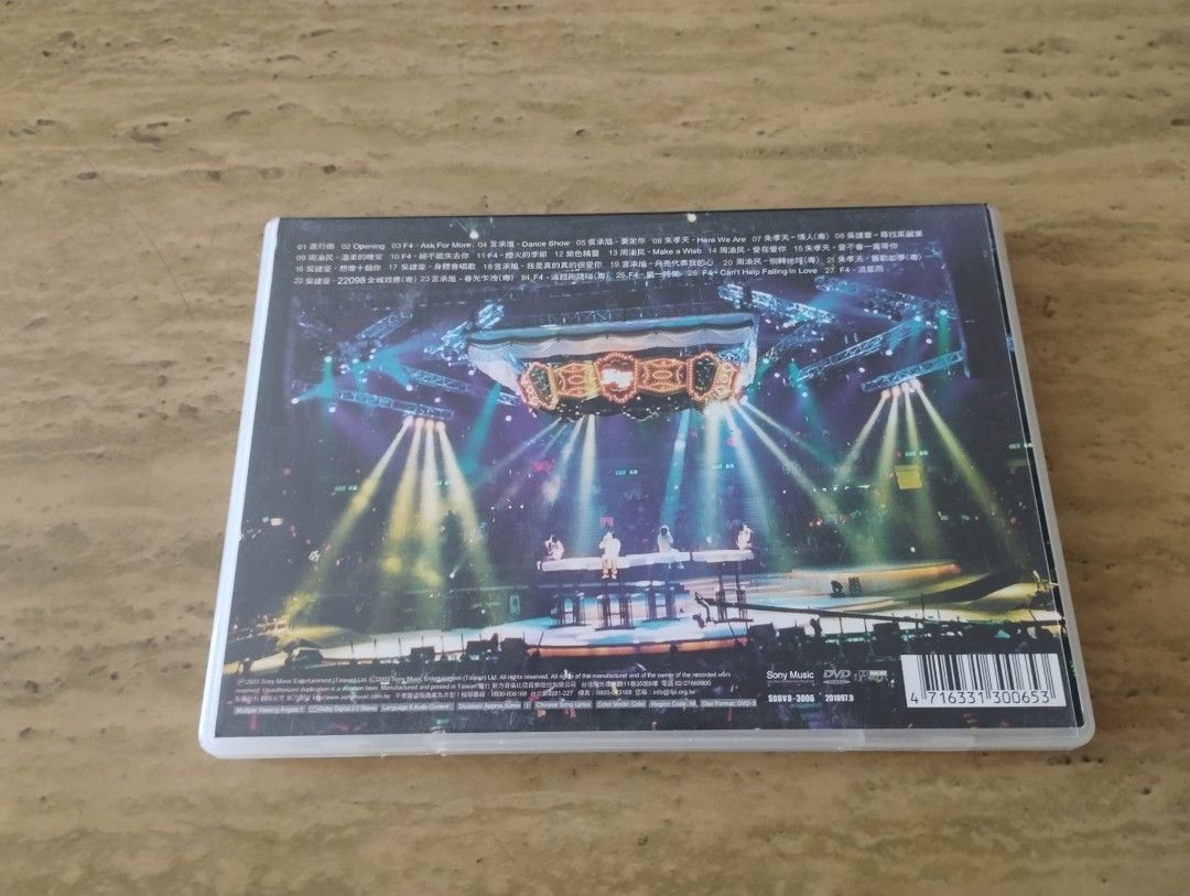 F4 - Fantasy Live Concert World Tour At Hongkong Coliseum DVD, Musik & Media, CD, DVD & Lainnya ...