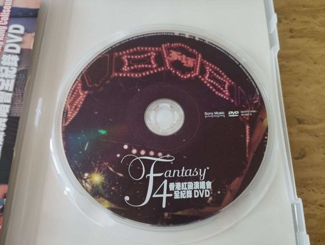 F4 - Fantasy Live Concert World Tour At Hongkong Coliseum DVD, Musik & Media, CD, DVD & Lainnya ...