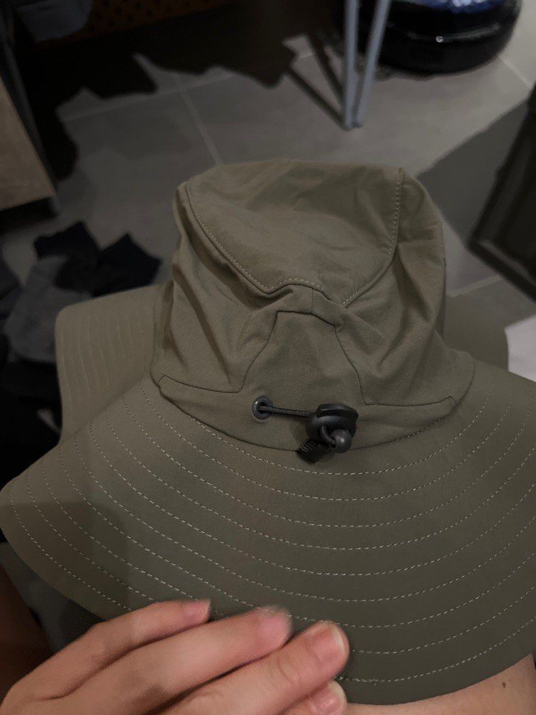 Forclaz hiking hat (58cm), Sports Equipment, Hiking & Camping on Carousell