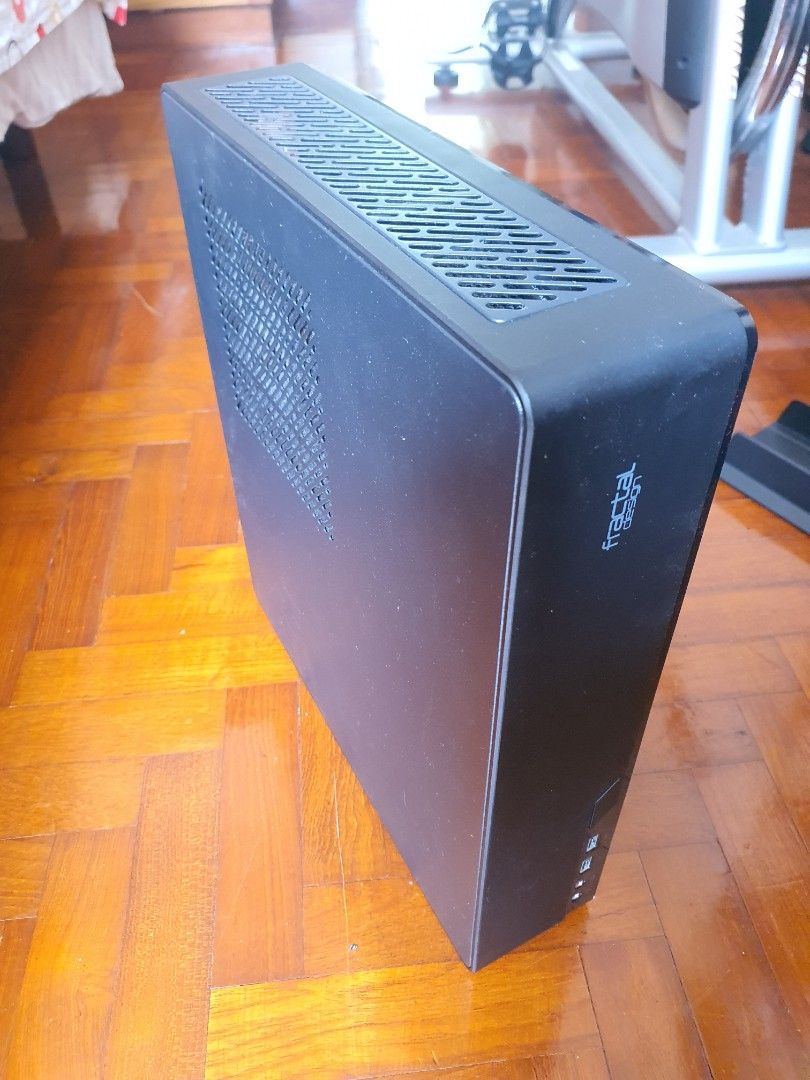 Fractal Design Node 202 compact case with PSU, Computers & Tech ...