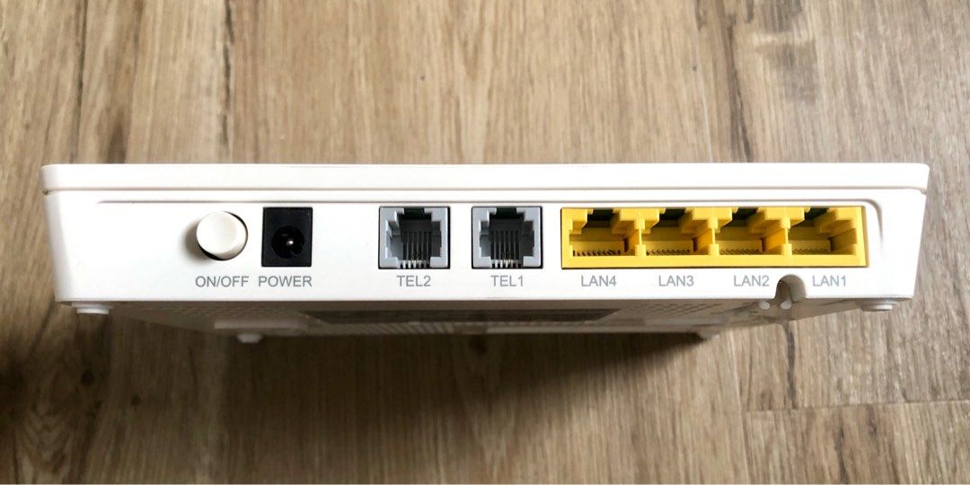 ONT Router / Huawei Echolife HG8240H GPON, Computers & Tech, Parts ...